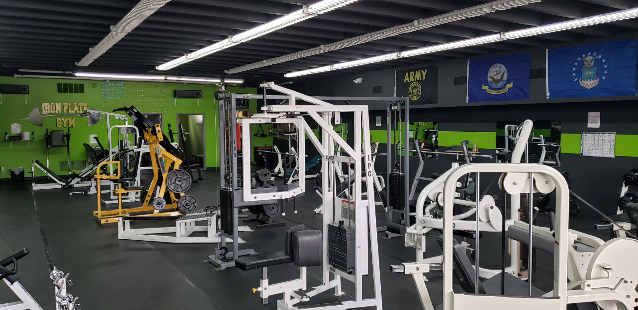 Iron Plate Gym – Fitness Facility with focus on Military Veterans